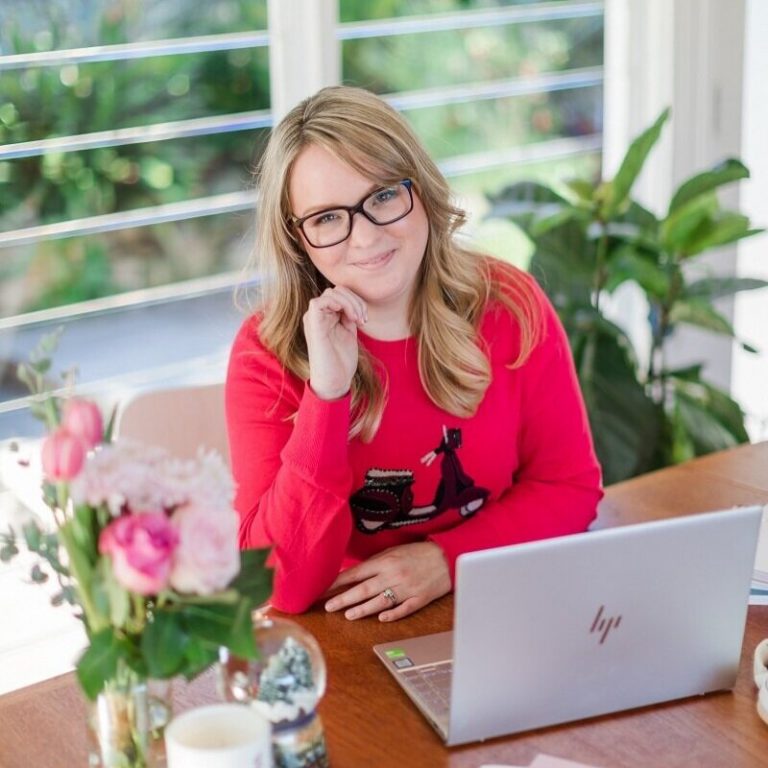 50 Top Female Content Marketers - ContentBot Blog